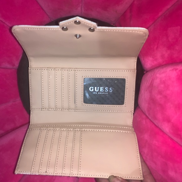 Guess | Bags | Nwt Guess Wallet | Poshmark